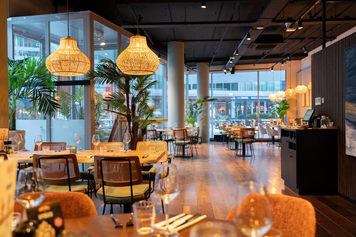 Vier nieuwe restaurants openen in Almere Centrum - horeca groei